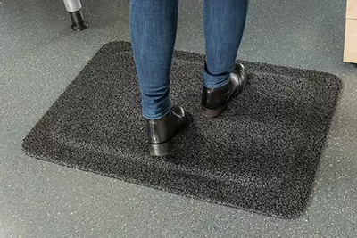 What is an Anti-Fatigue Mat? A Useful Guide | Grimeford Mill